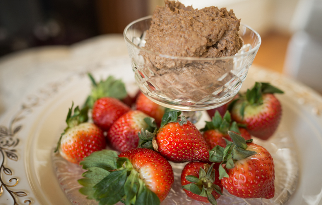 Almond Chocolate Dip | DrFuhrman.com